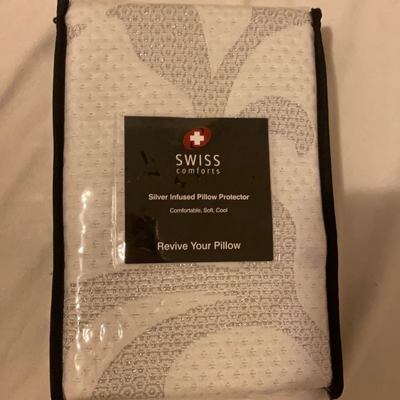 Swiss Comfort | Bedding | New Swiss Comfort Silver Fiber Pillow ...